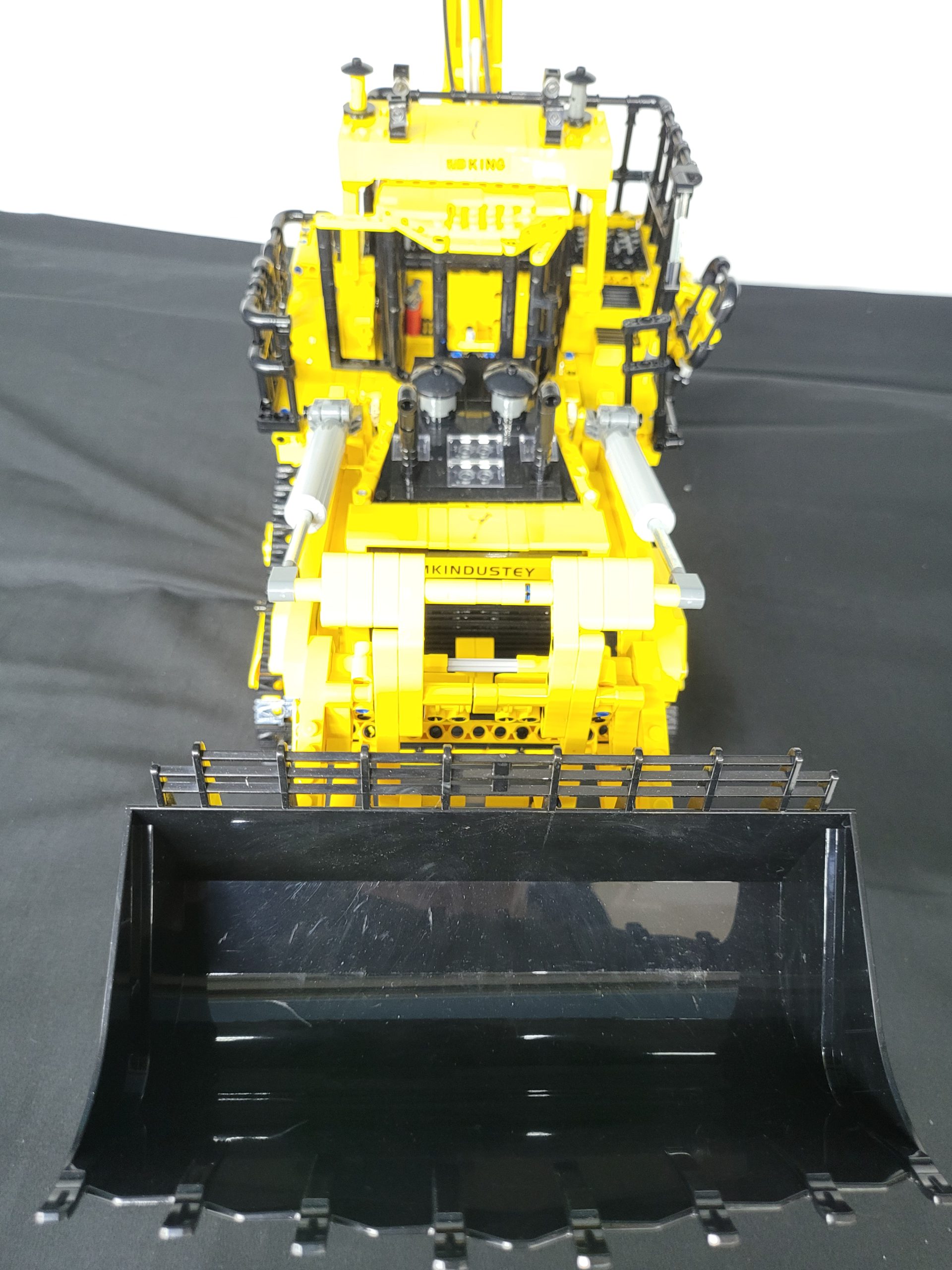 Lego Large Loader – VCSHobbies